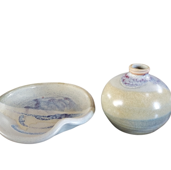 None | Accents | Vintage Matching Pair Of Pottery | Poshmark